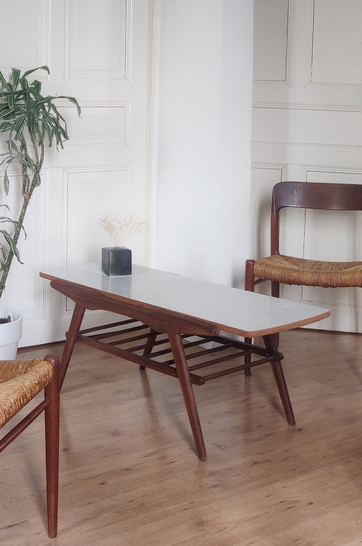 Table basse années 60 plateau réversible - Miss Pagaille